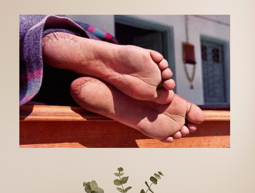 "Neem Karoli Baba’s || Lotus Feet Devoties poster " – Luxen Art Gallery